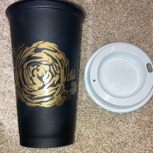 Starbucks | Dining | Nwot Black And Gold Floral Starbucks Reusable ...
